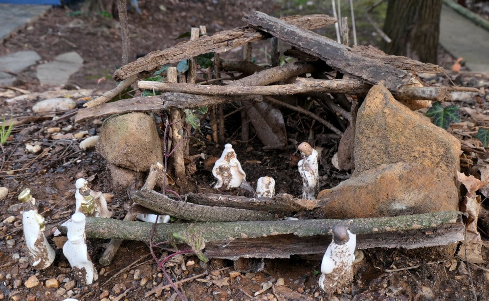 City Walks – Holiday Cheer – DeadSplinter